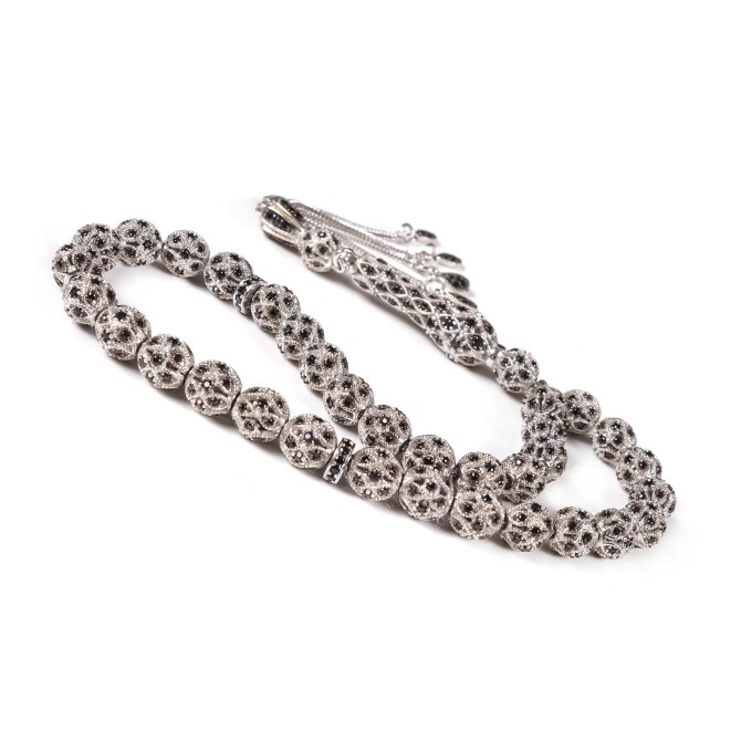 Gümüş İşçilikli Siyah Taş İşlemeli Tesbih